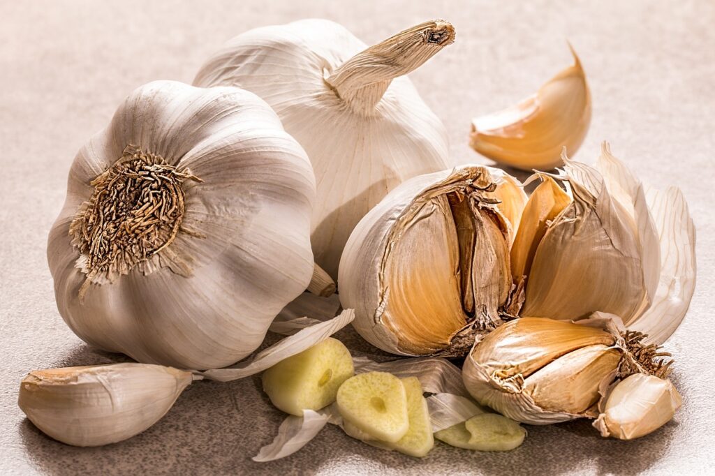 10 Surprising Reasons Why You Are Craving Garlic
